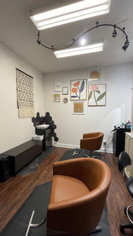 Salon 210 - Saint Johns, FL